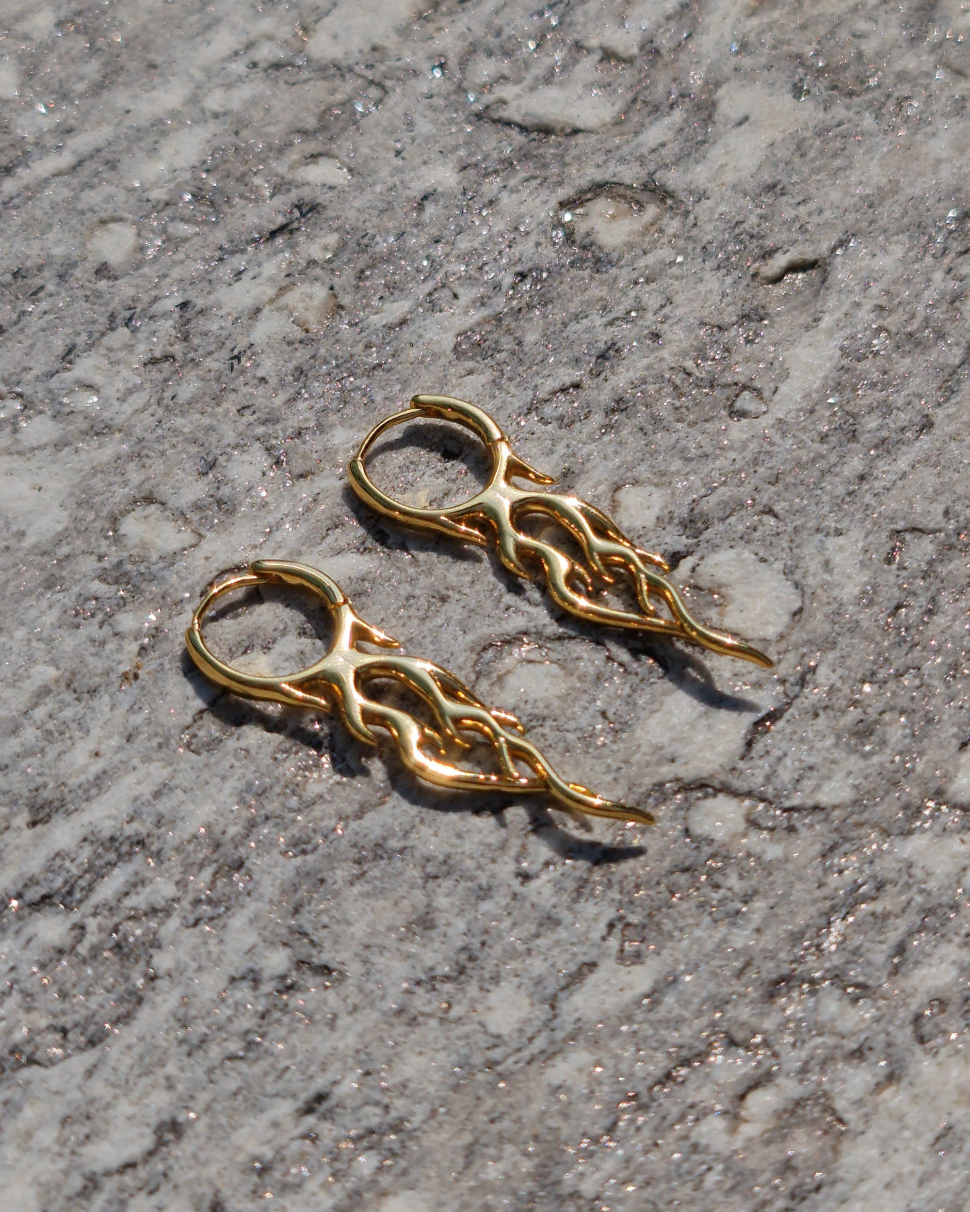 Endless Fire Earrings Gold – Nikaneko